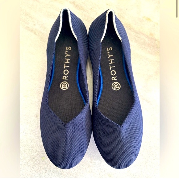 Rothy's | Shoes | Rothys The Flat Size 85 Navy Blue And White Trim Worn ...